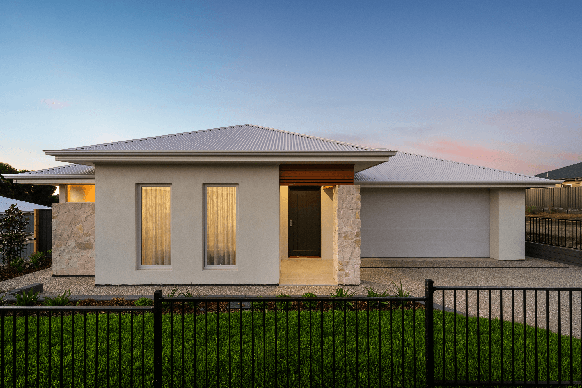 Display Homes Adelaide | Adelaide Display Houses | Oakford Display Homes